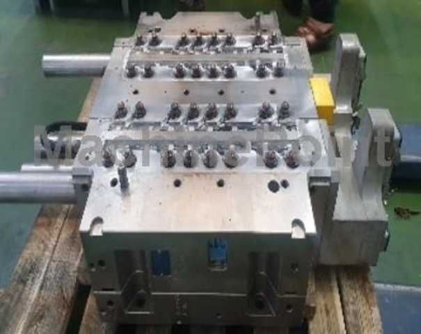 MOLD MASTERS Hot Runner HyPET 120 de 2014 usada en venta